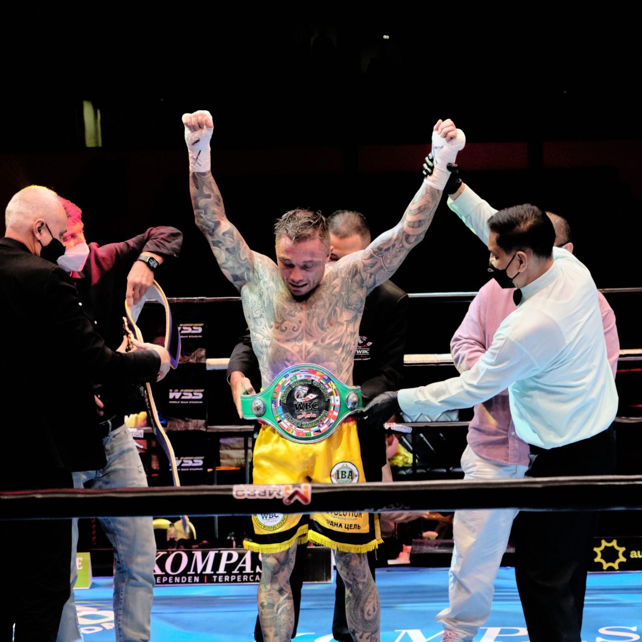 SILVER_CHAMPIONS - WBC ASIA